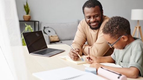 Balancing work and family life: Tips for busy parents | Parentkind